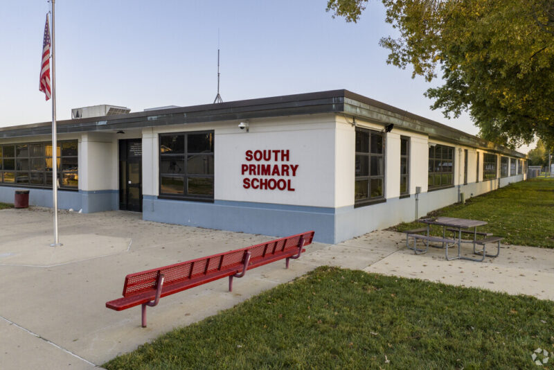 Schools - Village of South Roxana, Illinois